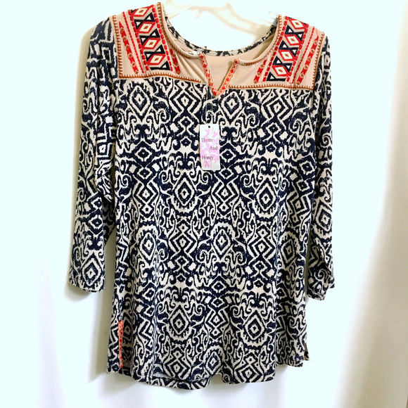 Thyme And Honey | Tops | Nwt Embroidered Aztec Knitted Tunic Top M ...